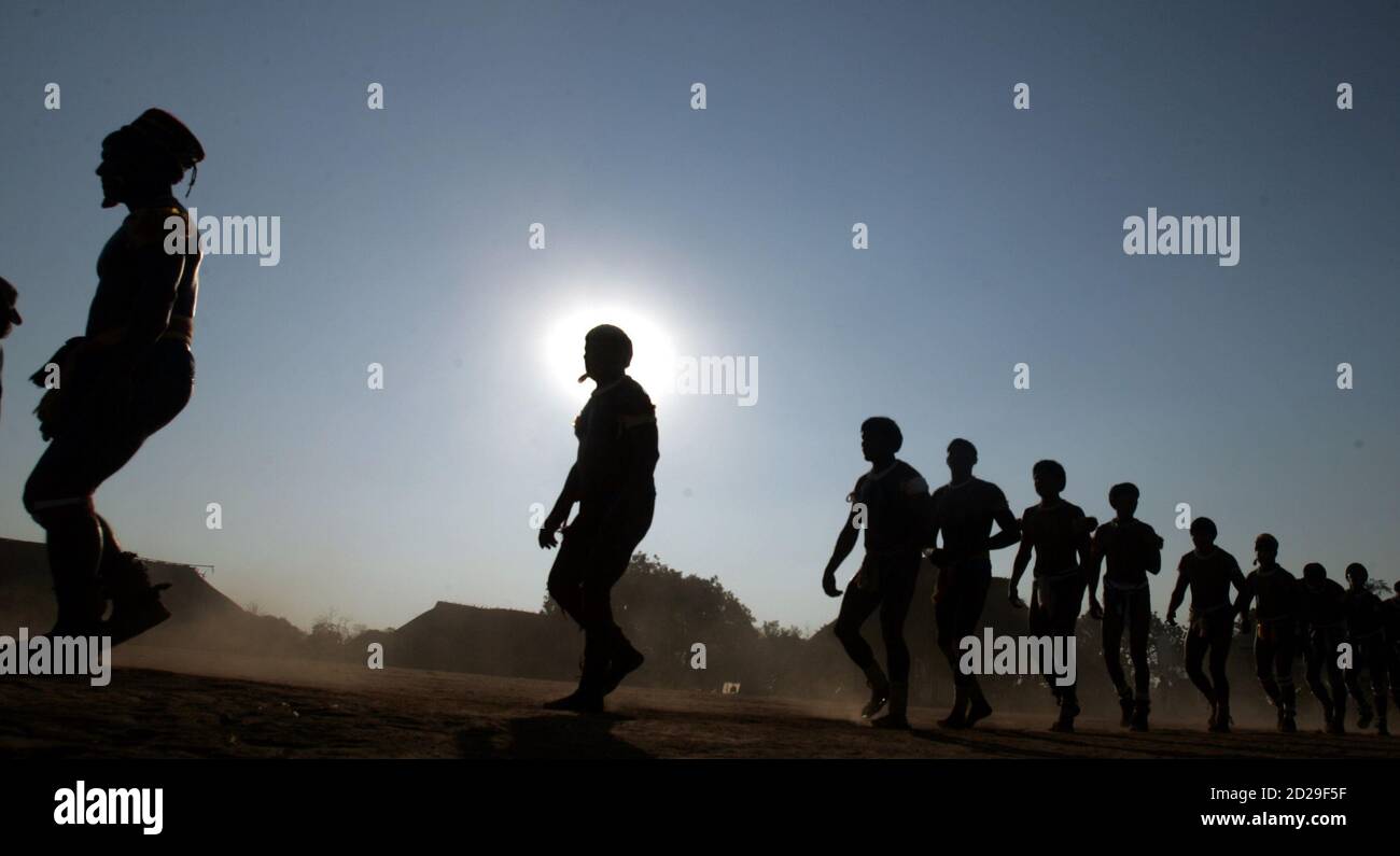 Waura tribe hi-res stock photography and images - Alamy