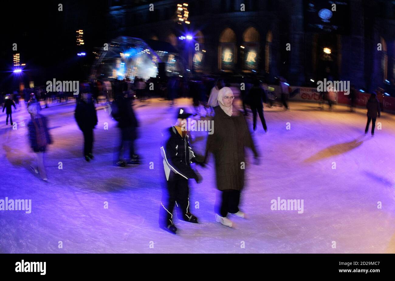Four Skaters High Resolution Stock Photography and Images - Alamy