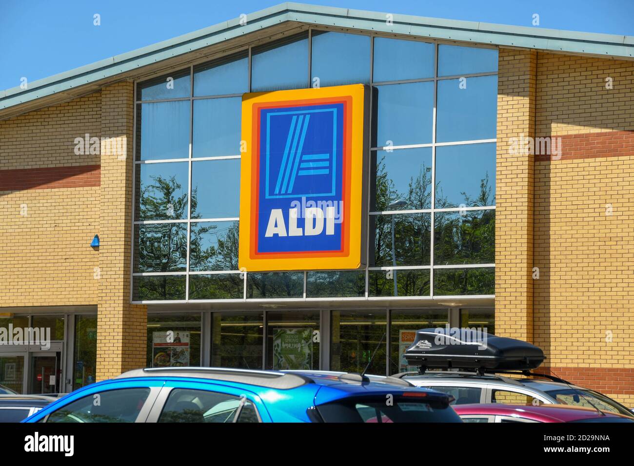 Aldi Car Park High Resolution Stock Photography and Images - Alamy