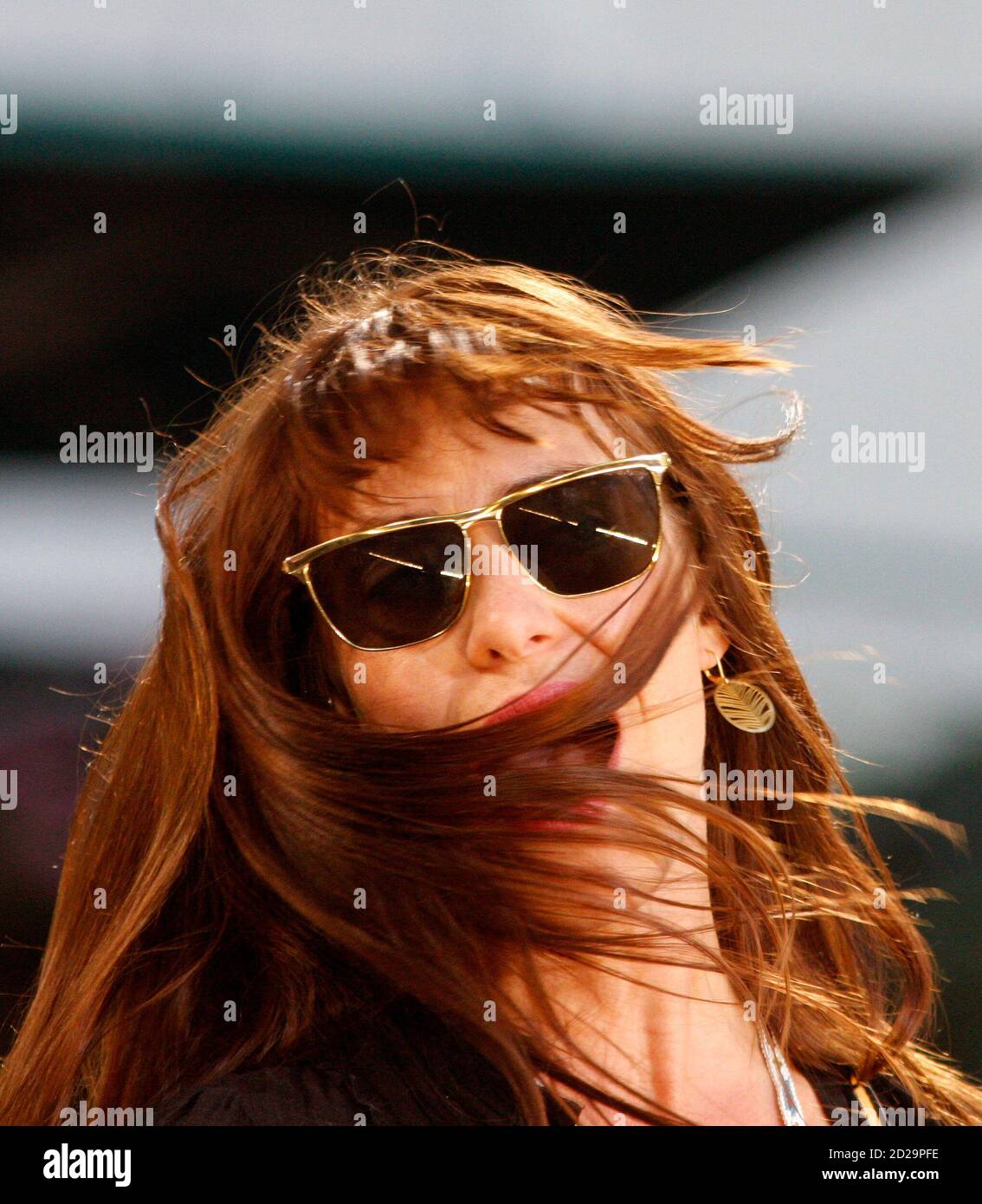 Leslie Feist High Resolution Stock Photography and Images - Alamy