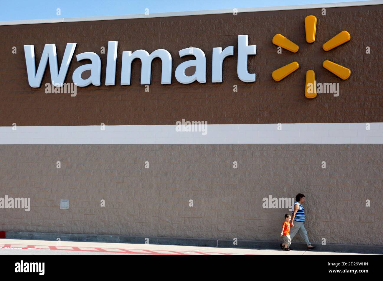 Wal logo hi-res stock photography and images - Alamy