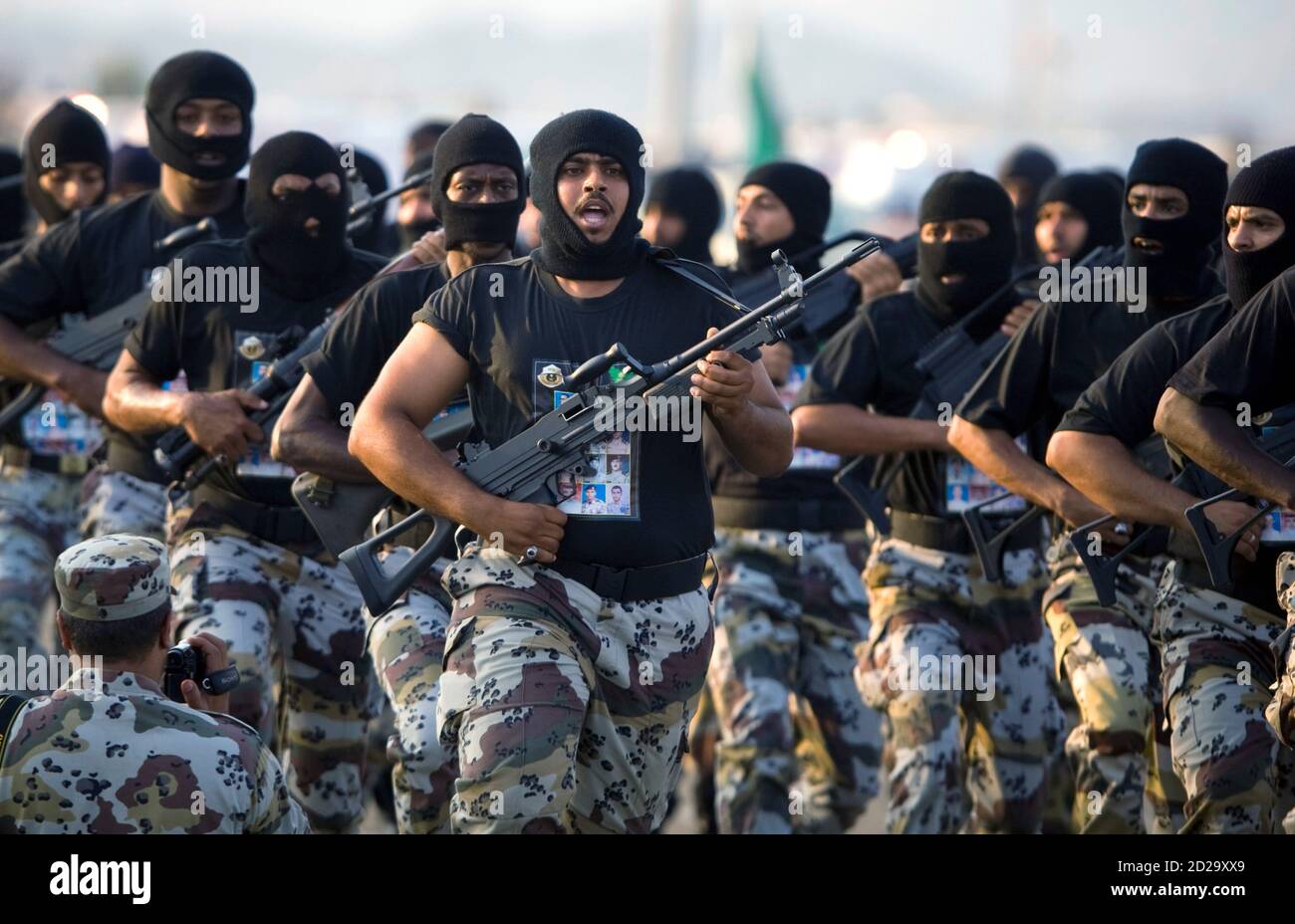 Arabian soldiers hi-res stock photography and images - Alamy