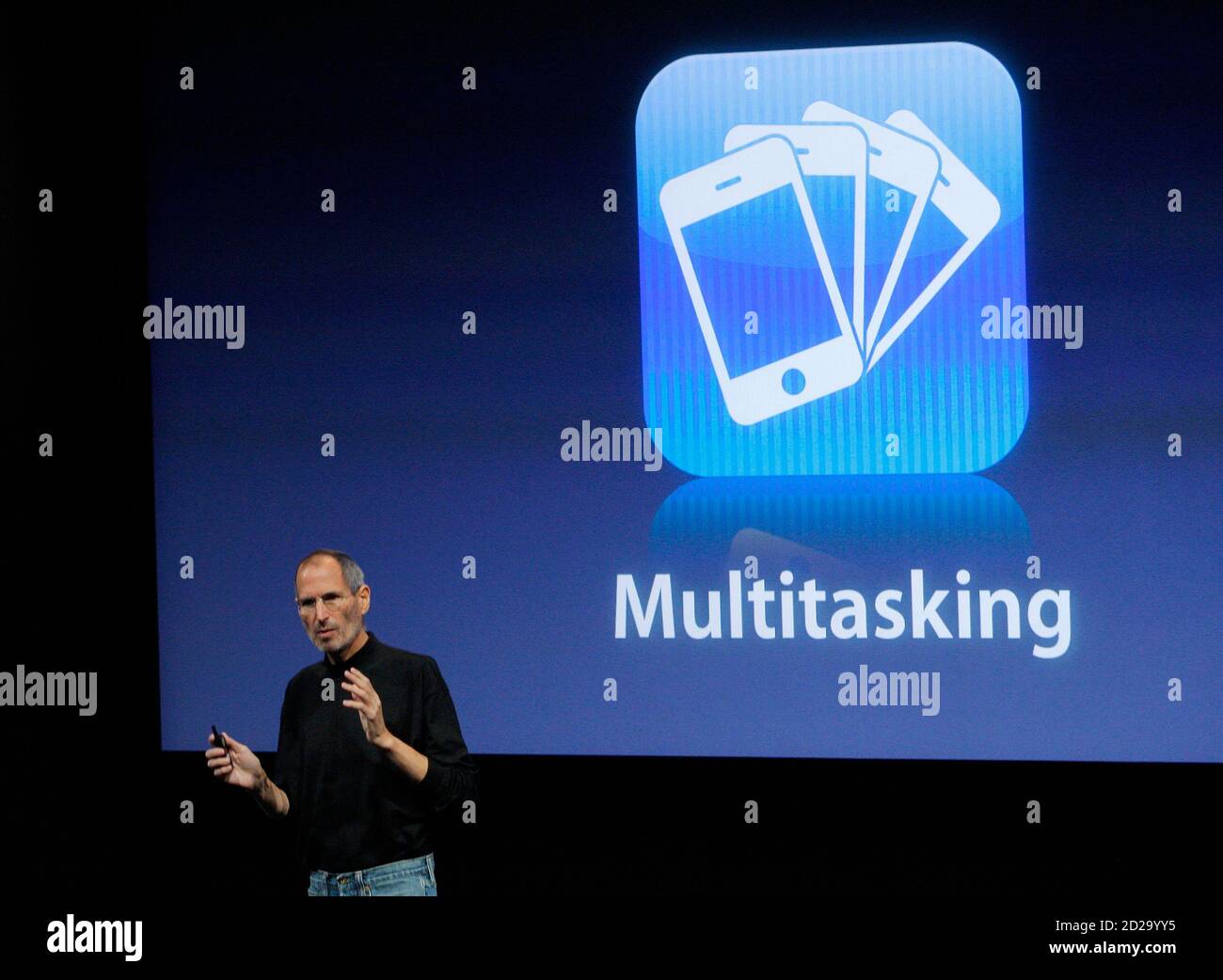 Multitasking capabilities hi-res stock photography and images - Alamy