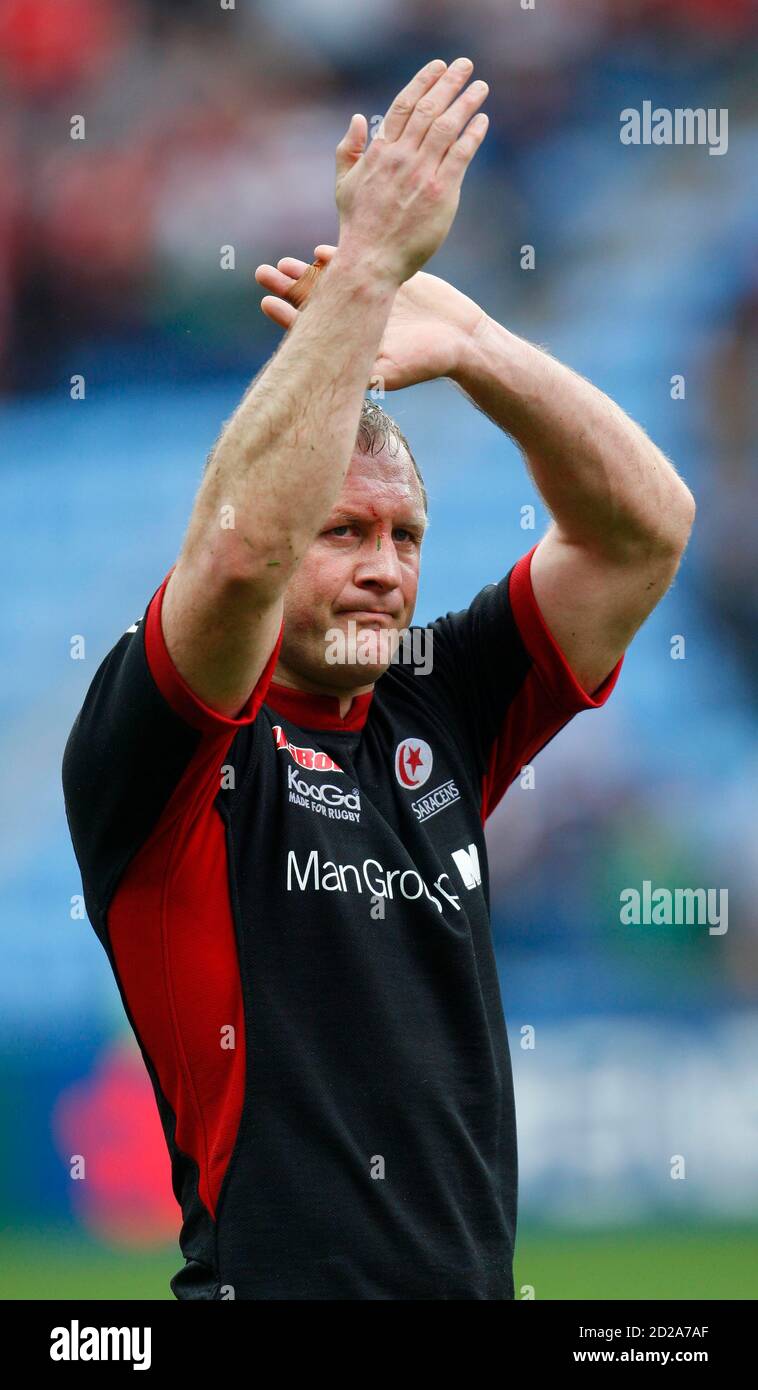 Heineken cup crowd hi-res stock photography and images - Alamy