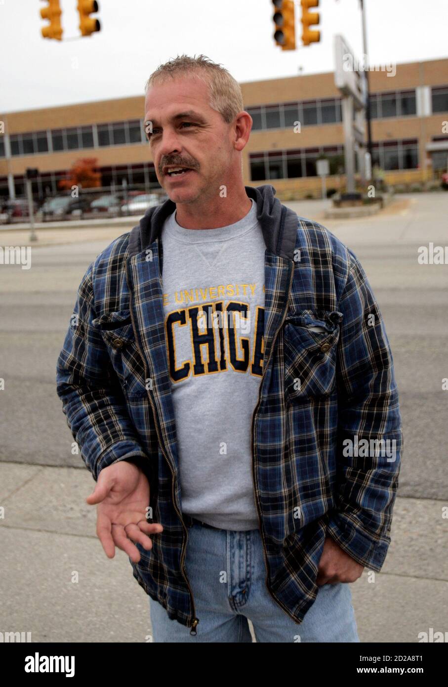 Dan close hi-res stock photography and images - Alamy