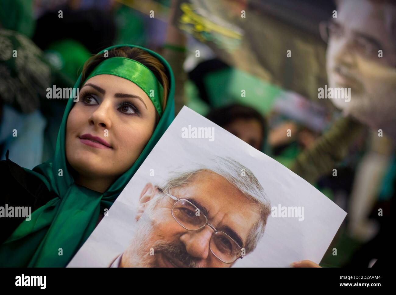Green headband iran hi-res stock photography and images - Alamy