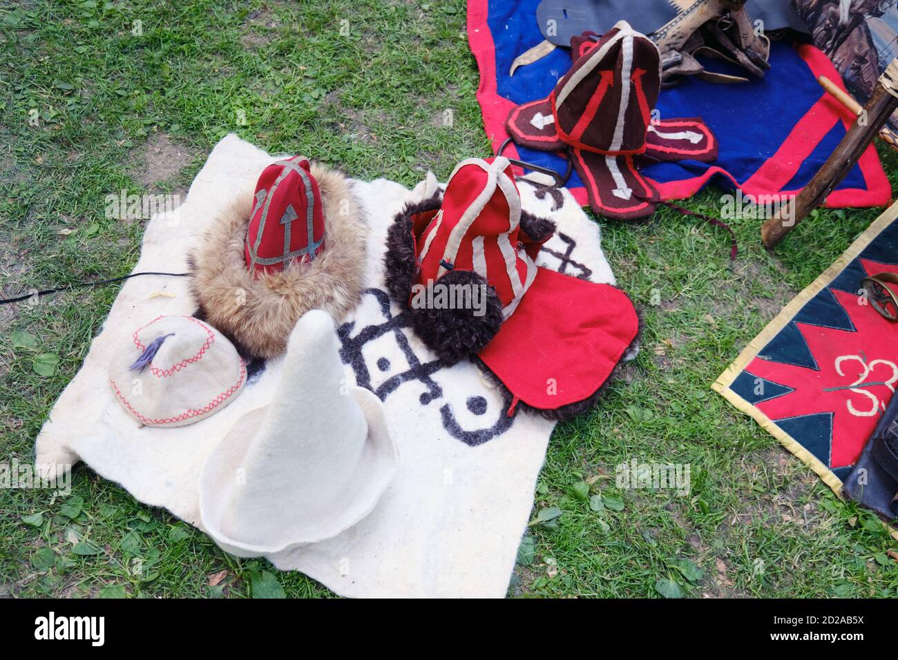 Caps of nomadic tribes of Russia. Buryat Asian hats. Things the ...