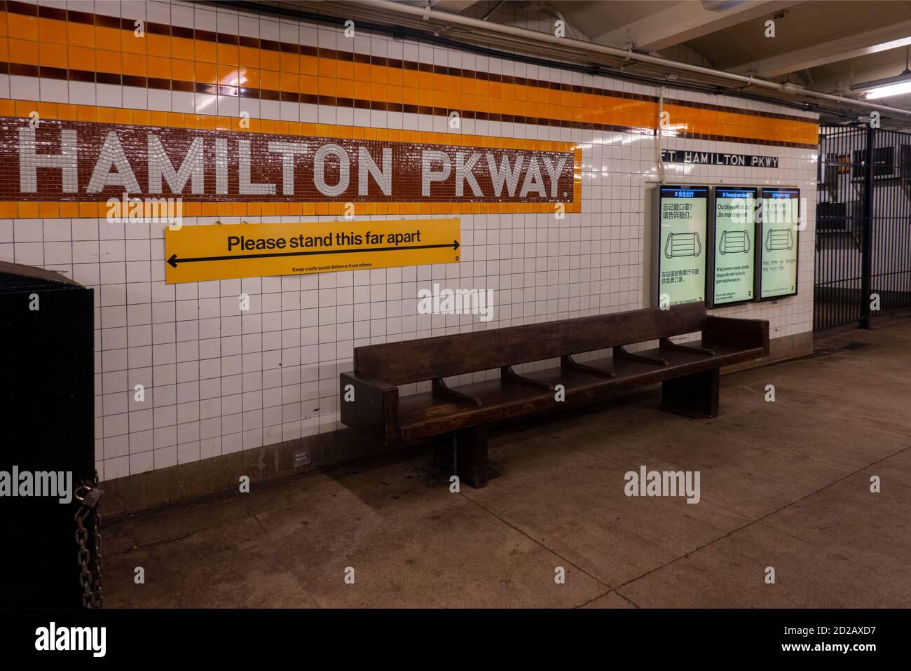 Fort Hamilton Pkway station in Windsor Terrace Brooklyn NYC Stock Photo ...