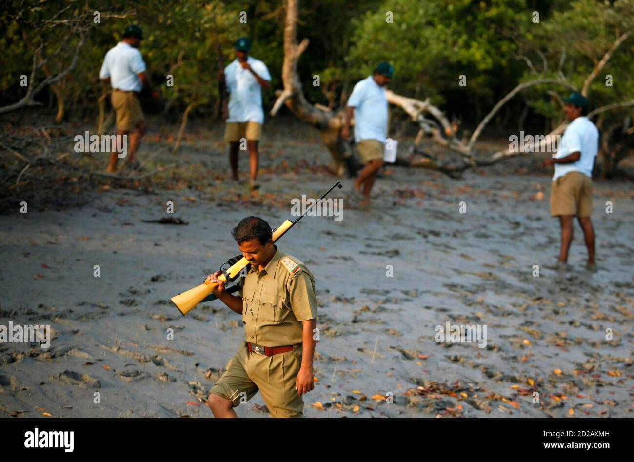 2010 census workers hi-res stock photography and images - Alamy