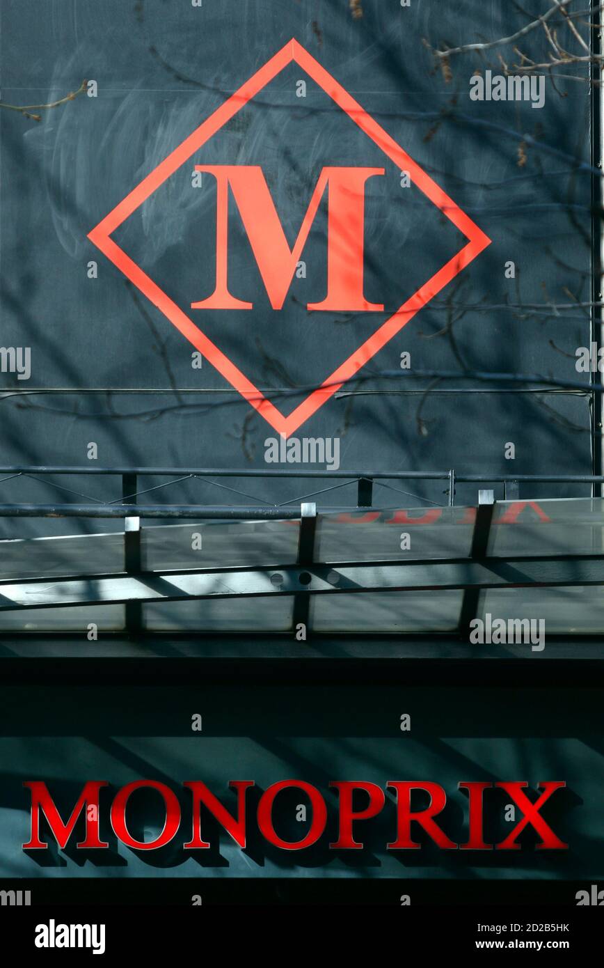 Logo monoprix hi-res stock photography and images - Alamy
