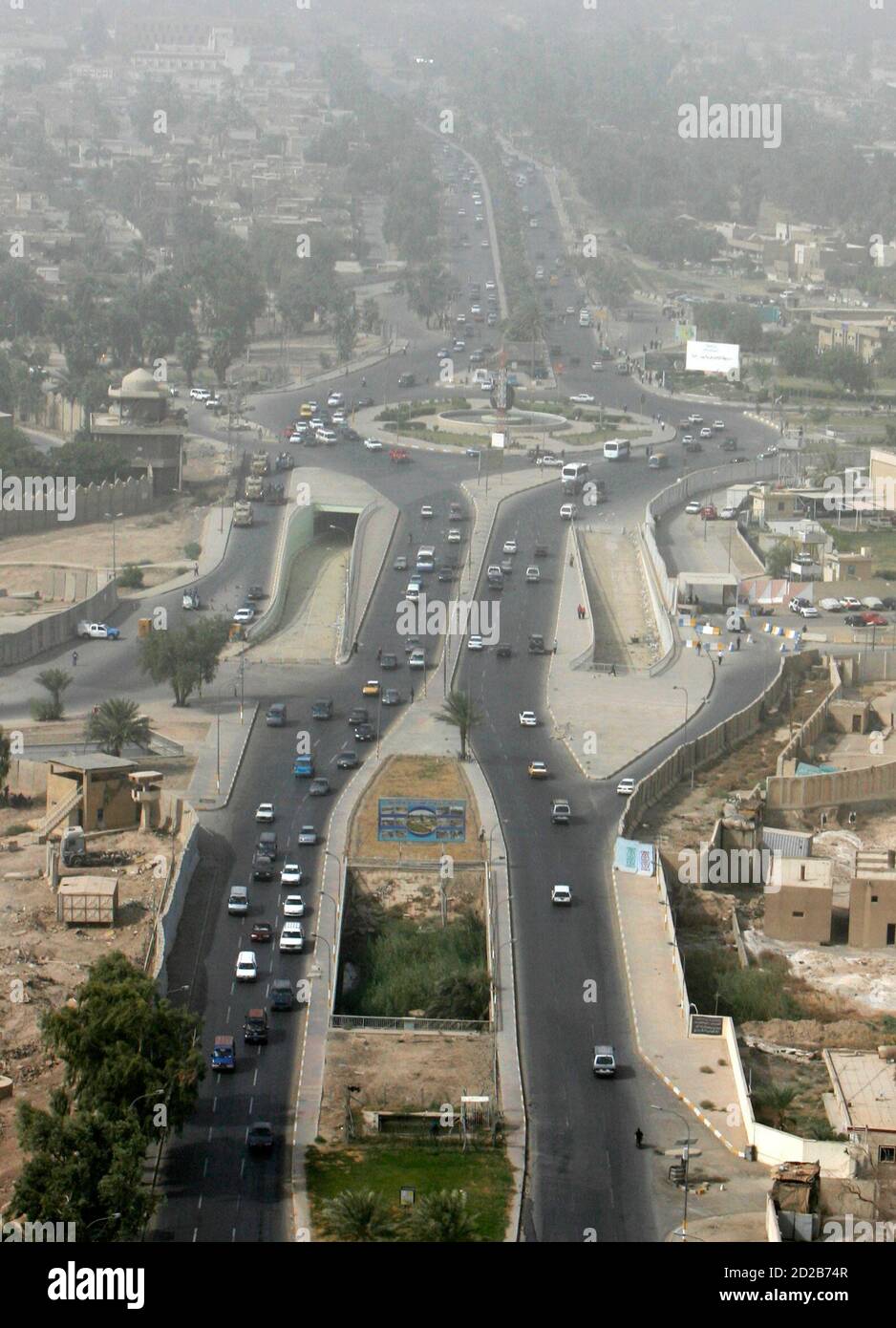 Aerial view of baghdad hi-res stock photography and images - Alamy