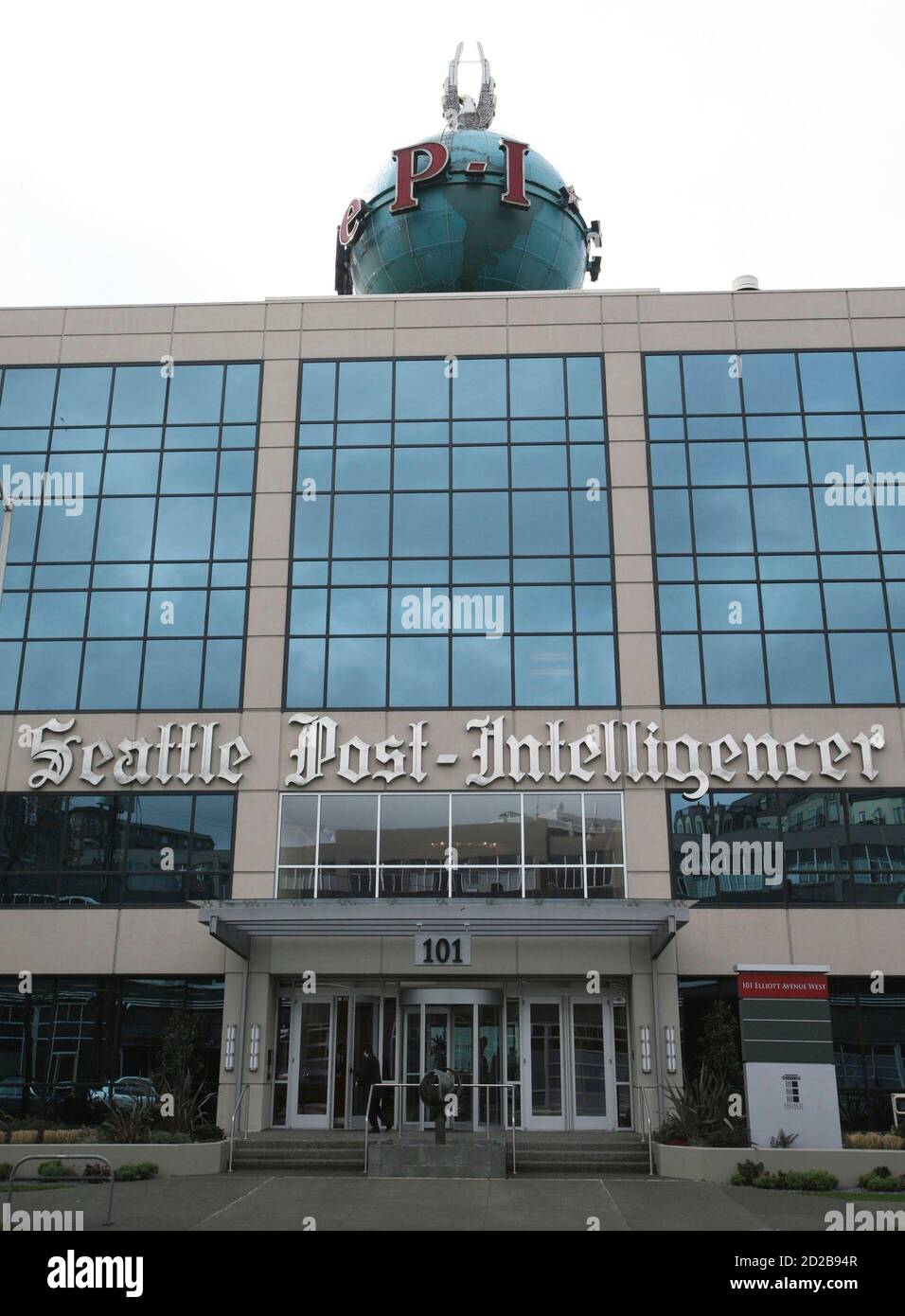 Crumbling wa hi-res stock photography and images - Alamy