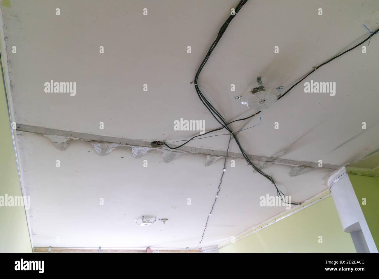 Wires on the ceiling, preparation for installation of a stretch ceiling ...