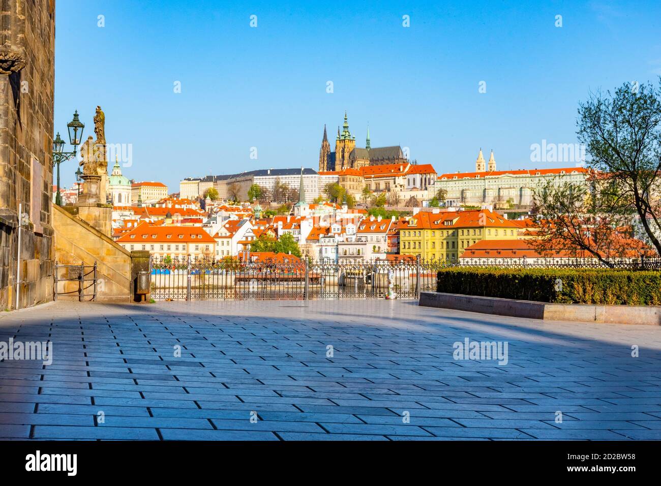 Scenic view of Prague Castle, Czech: Prazsky Hrad, view from ...