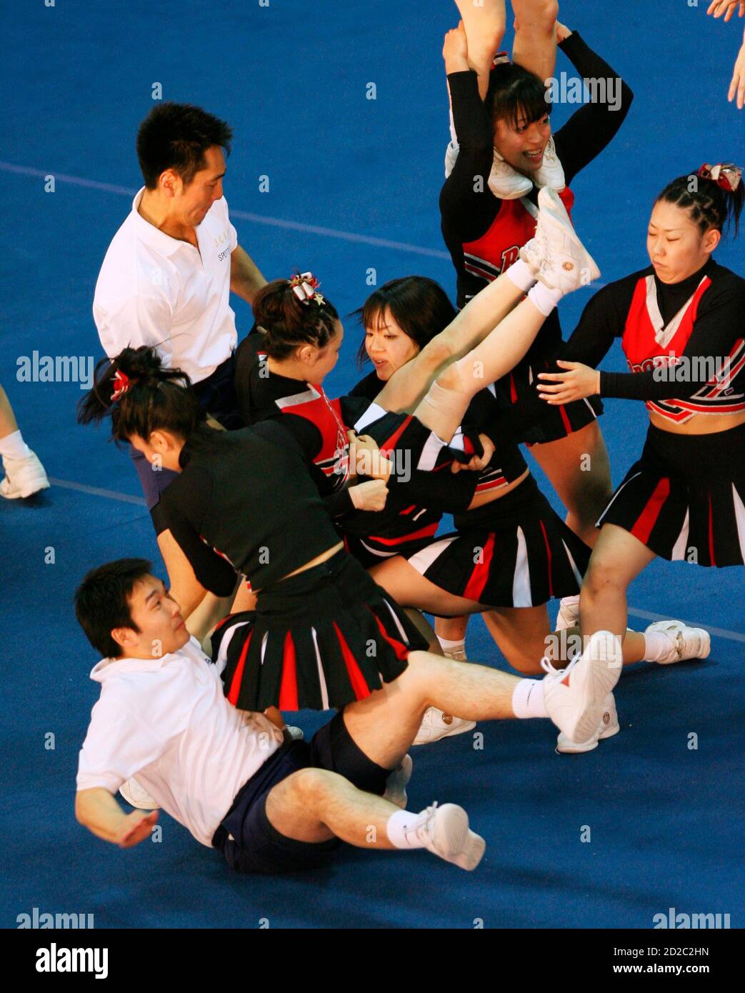 Cheerleading japan hi-res stock photography and images - Alamy