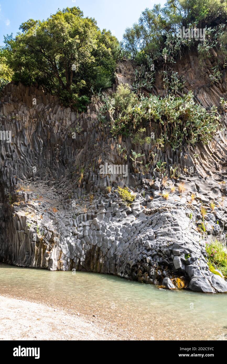 Lava Rock Wall High Resolution Stock Photography and Images - Alamy