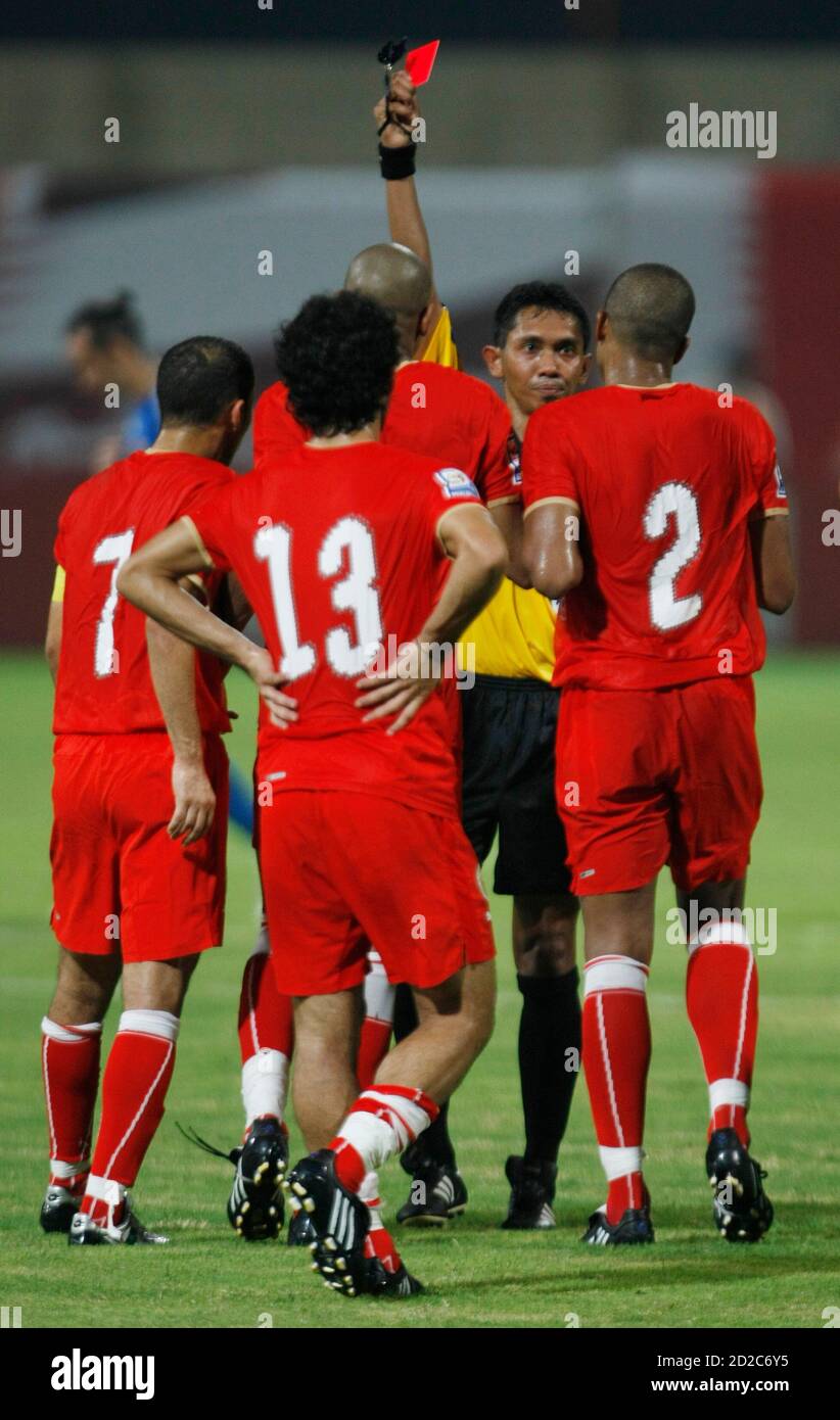 Referee malik abdul bashir hi-res stock photography and images - Alamy