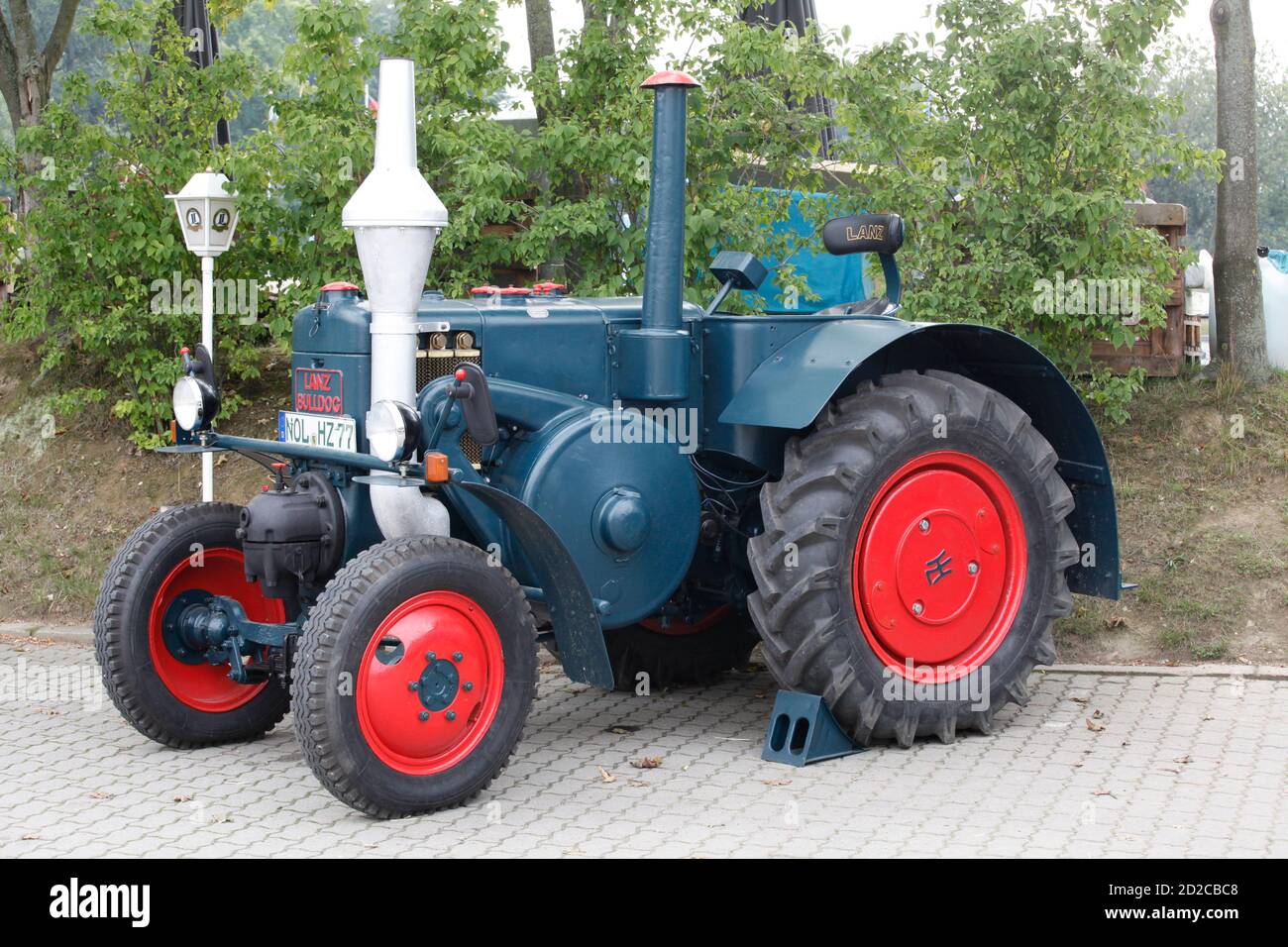 Schlepper Traktor LANZ Bulldog Oldtimer Ackerschlepper Heinrich Lanz AG ...