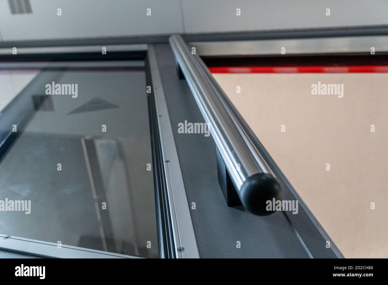 Metal handle in the elevator in order to hold on to it. Open the ...