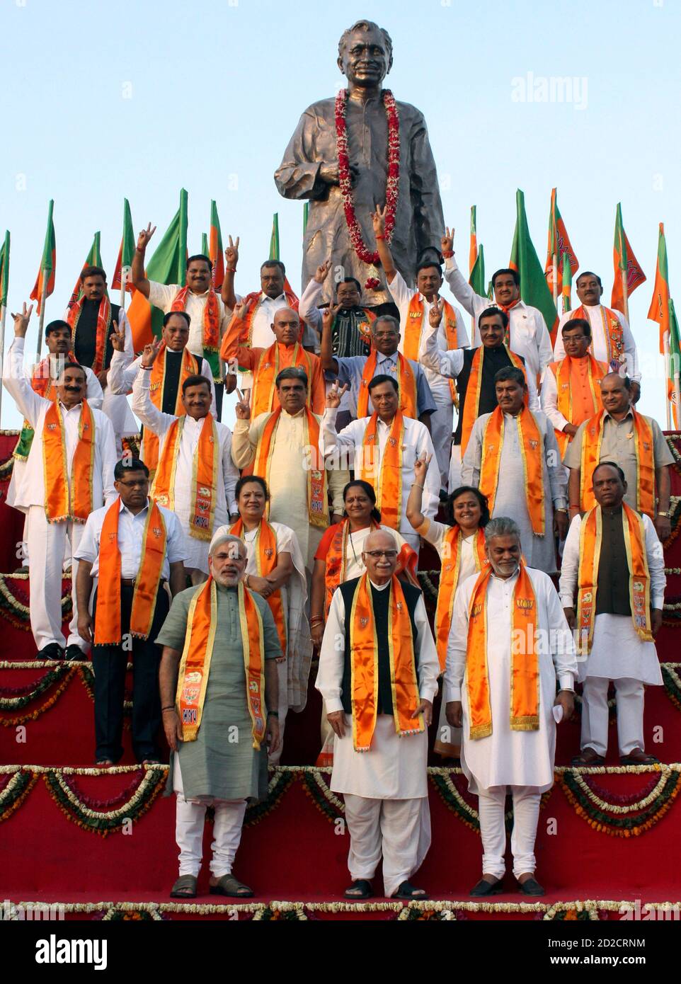 Rashtriya swayamsevak sangh modi hi-res stock photography and images ...