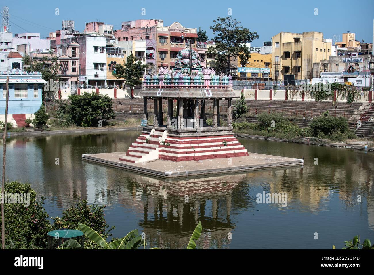 Small hindu temple hi-res stock photography and images - Alamy