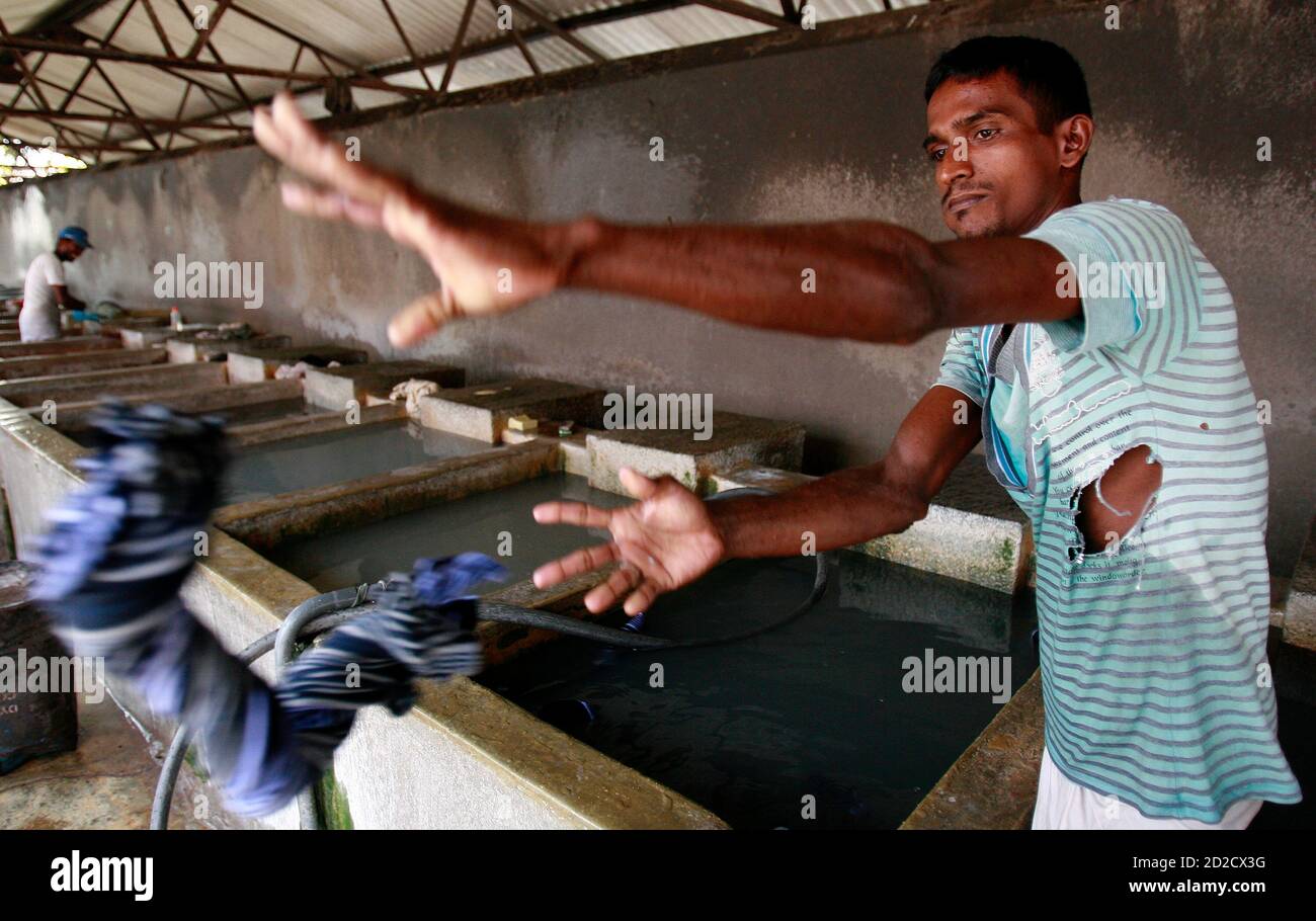 Hand washing spot hi-res stock photography and images - Alamy