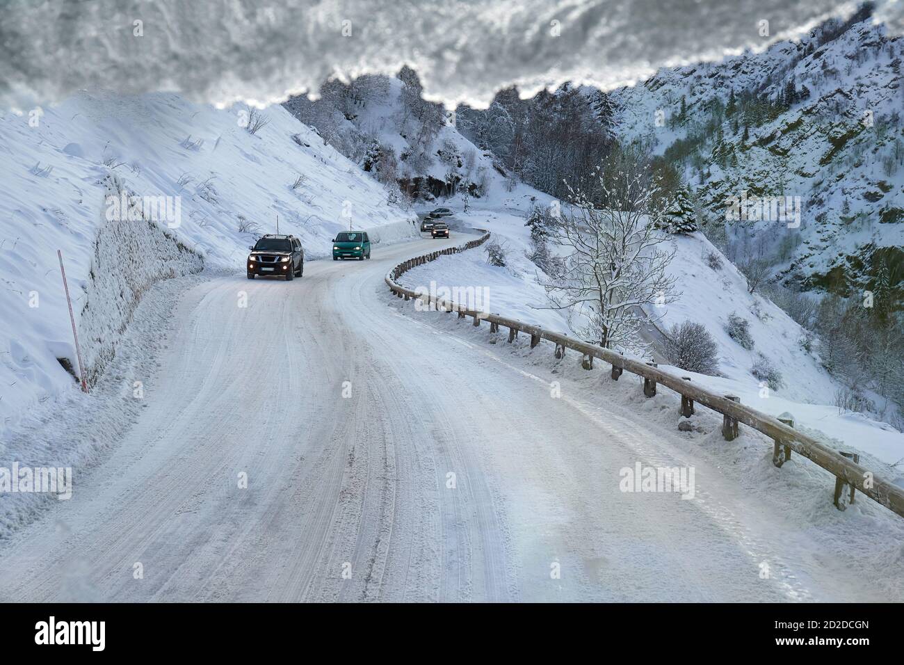 Driving in snow storm Stock Photo - Alamy