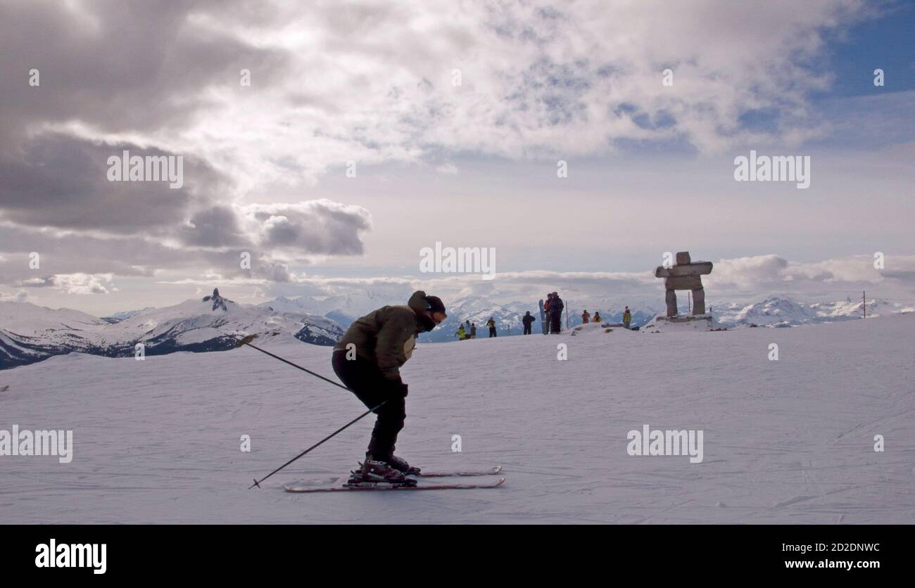 Inuit winter games hi-res stock photography and images - Alamy