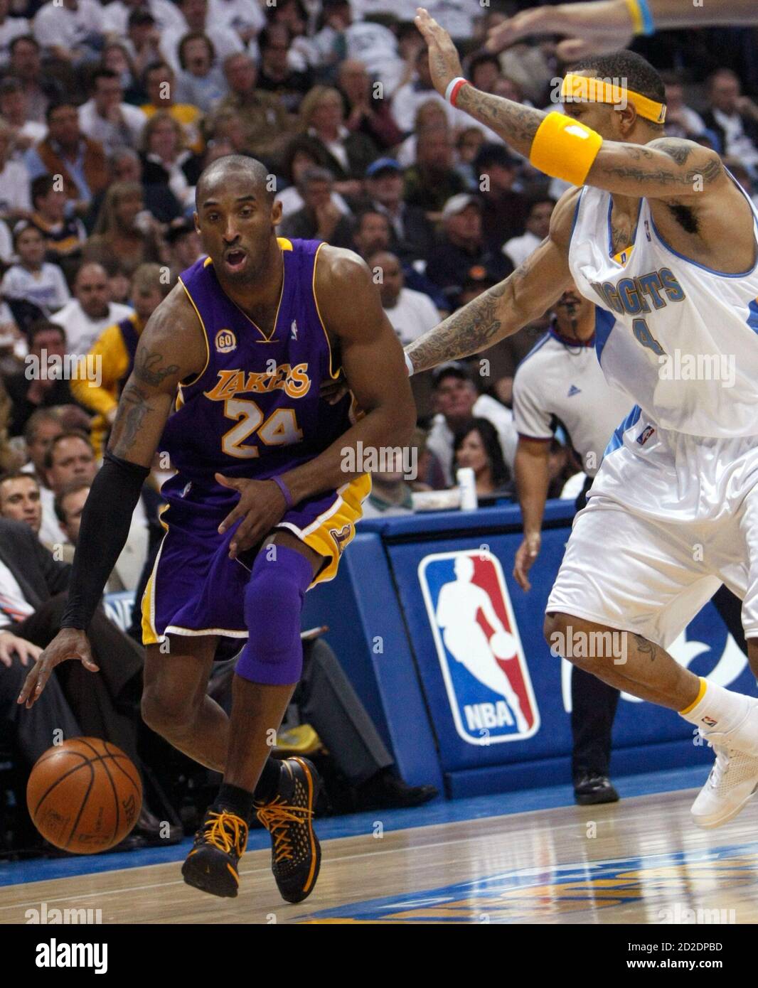 Los angeles lakers kobe bryant 2008 hi-res stock photography and images ...