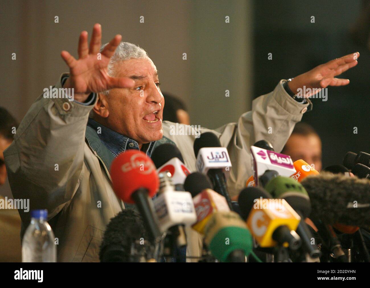 Zahi hawass ct hi-res stock photography and images - Alamy