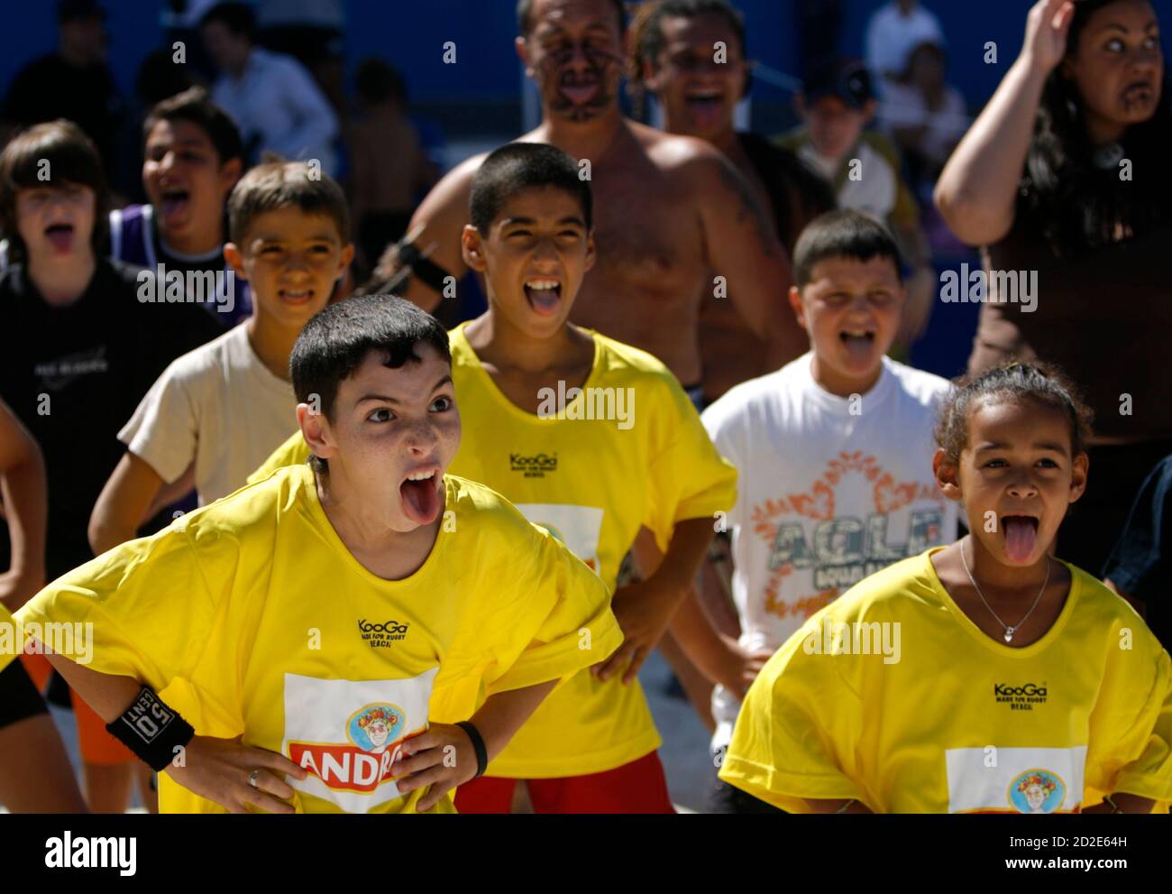 Maori children haka hi-res stock photography and images - Alamy