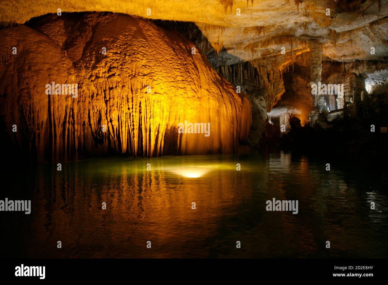 Living limestone caves hi-res stock photography and images - Alamy
