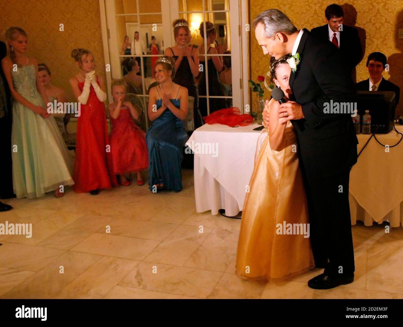 Father daughter purity ball hi-res stock photography and images - Alamy