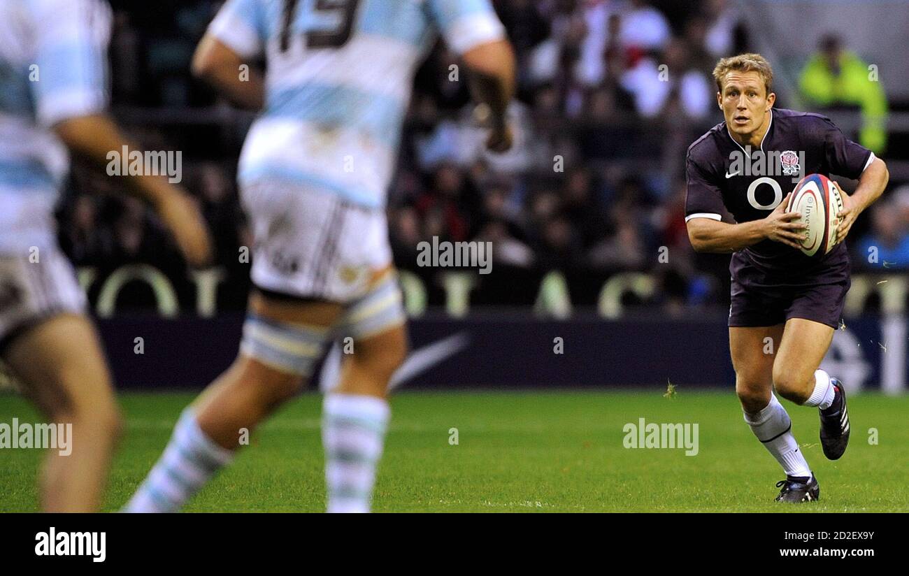 Twickenham jonny wilkinson rugby hi-res stock photography and images ...