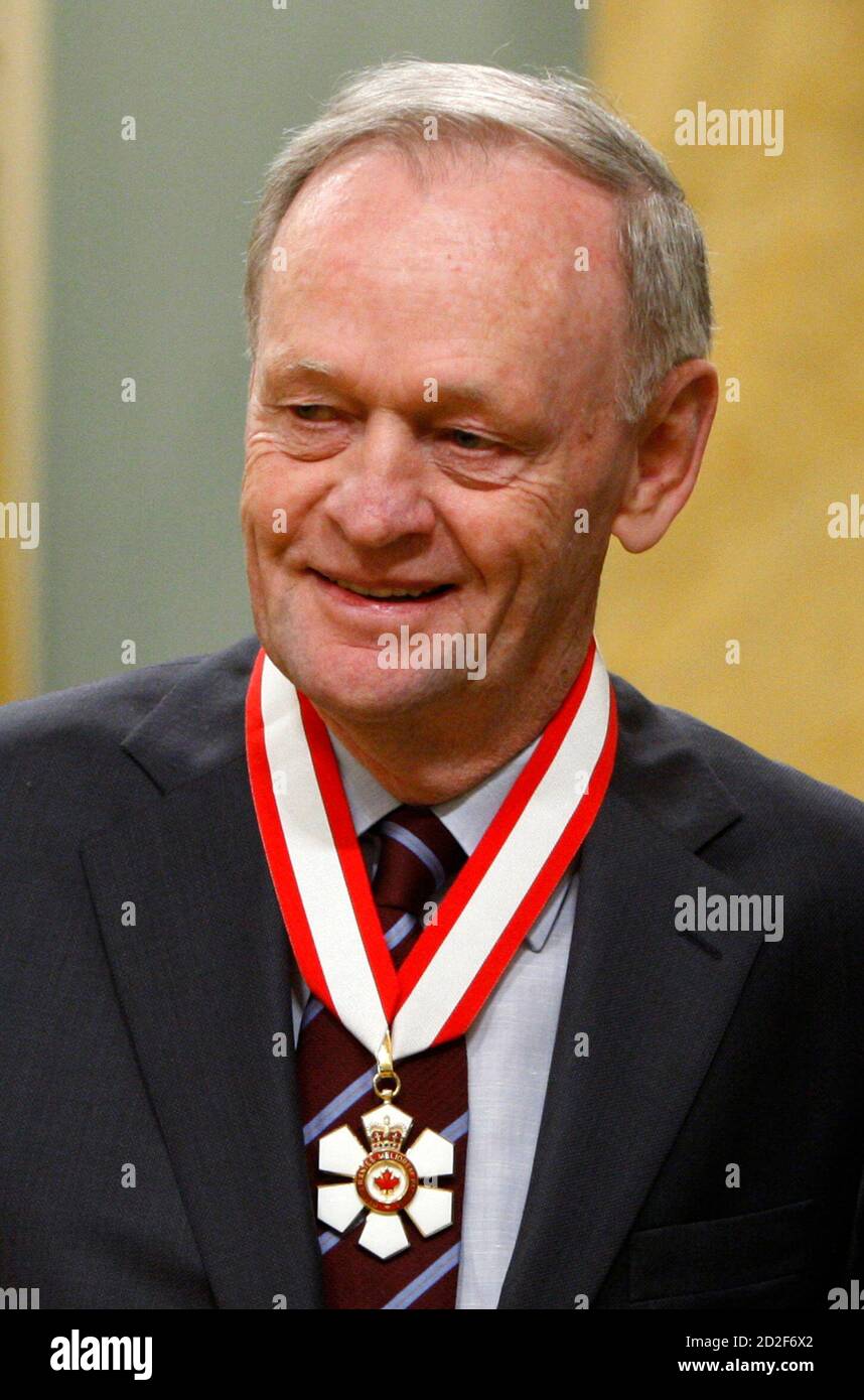 With the canadian prime minister jean chretien hi-res stock photography ...