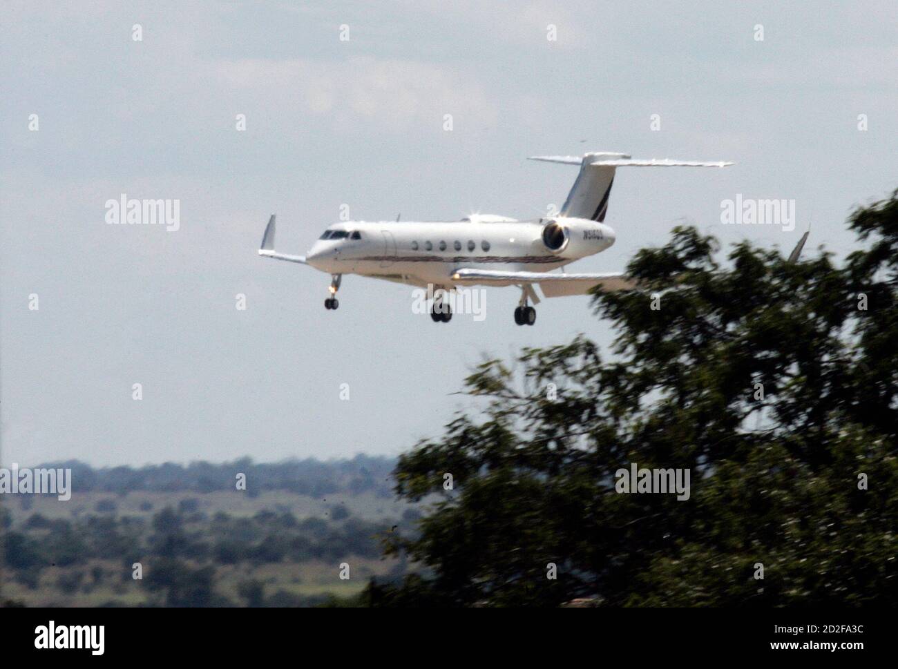 Kamuzu international airport hi-res stock photography and images - Alamy