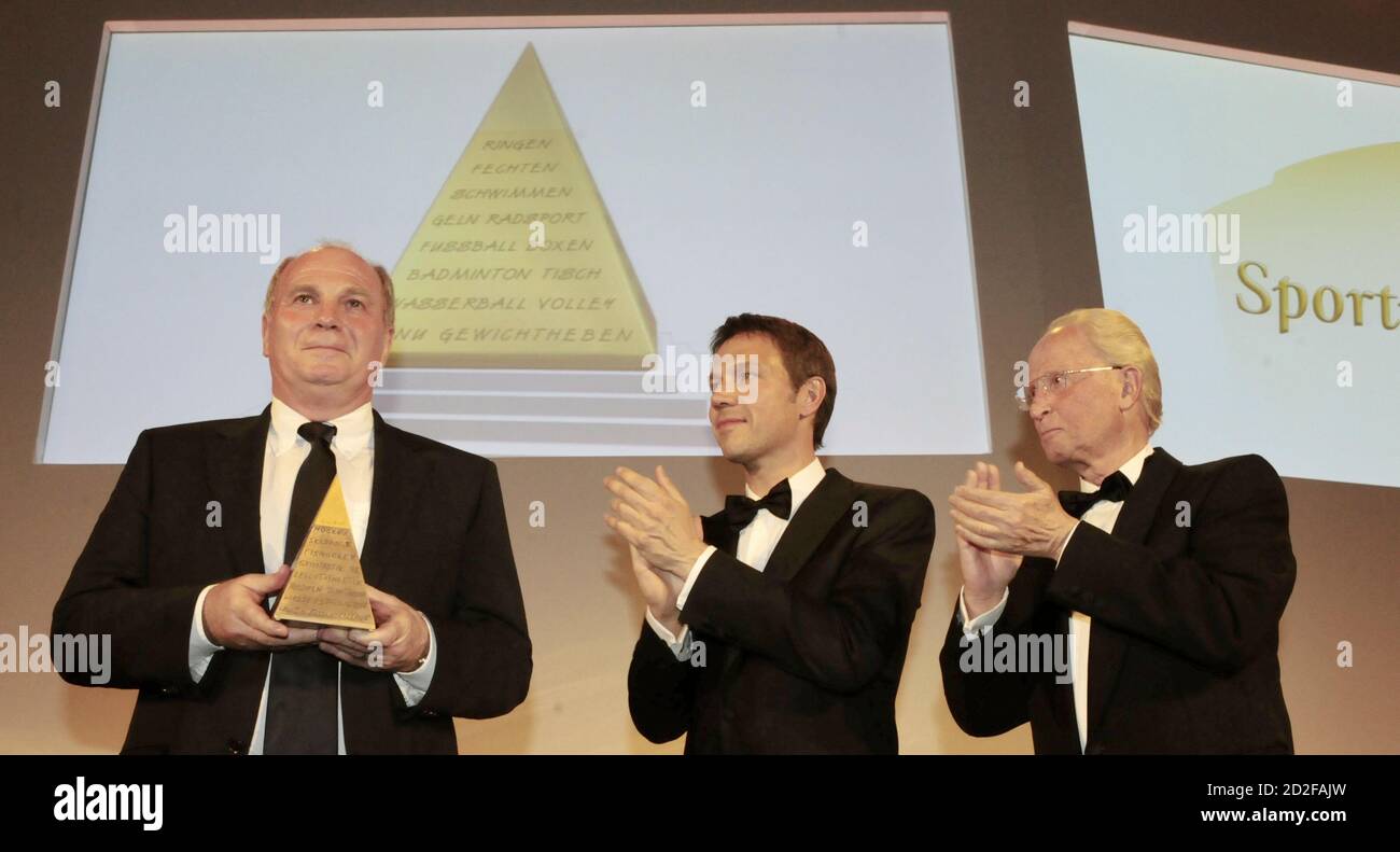 Sportpyramide hi-res stock photography and images - Alamy