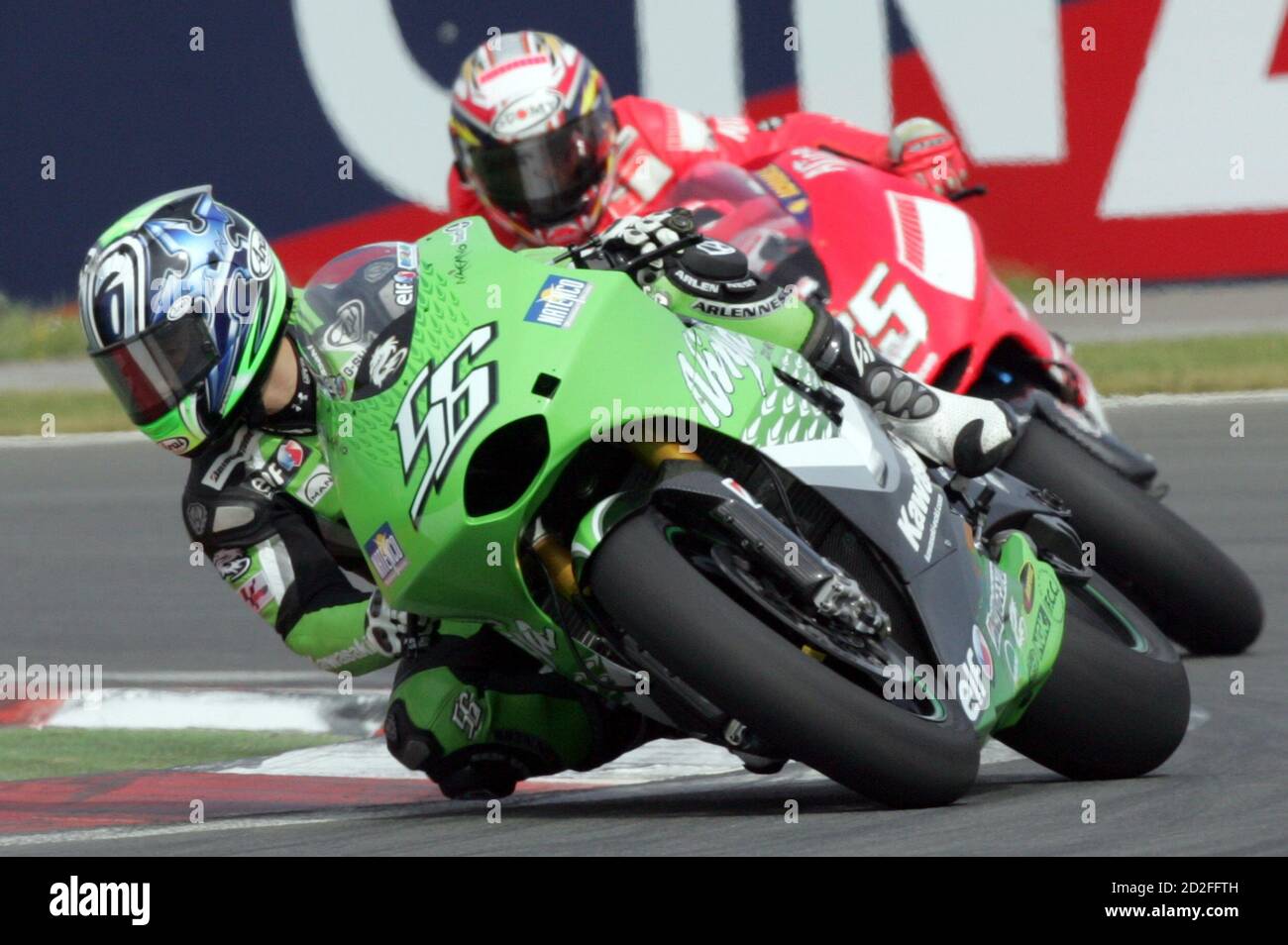 Marlboro racing hi-res stock photography and images - Alamy