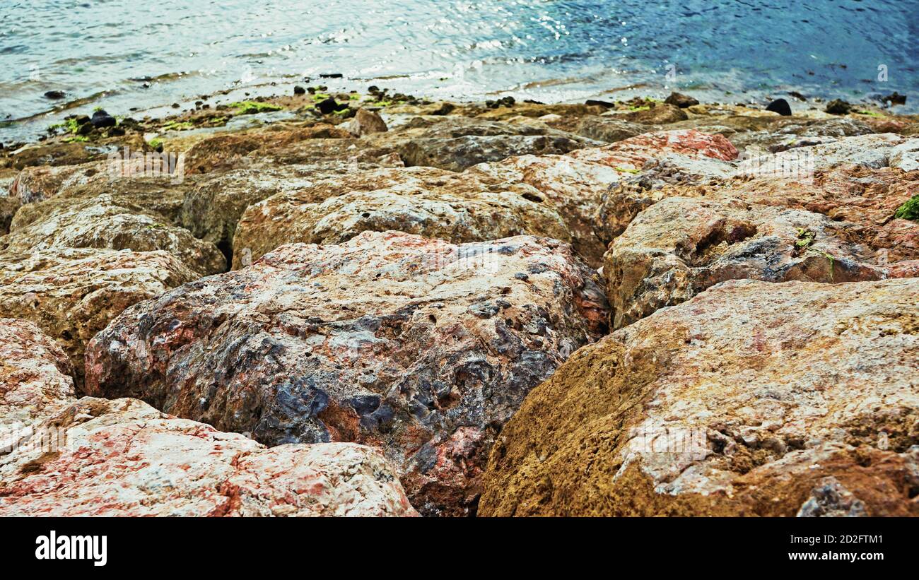 View of the reef on the beach Stock Photo - Alamy