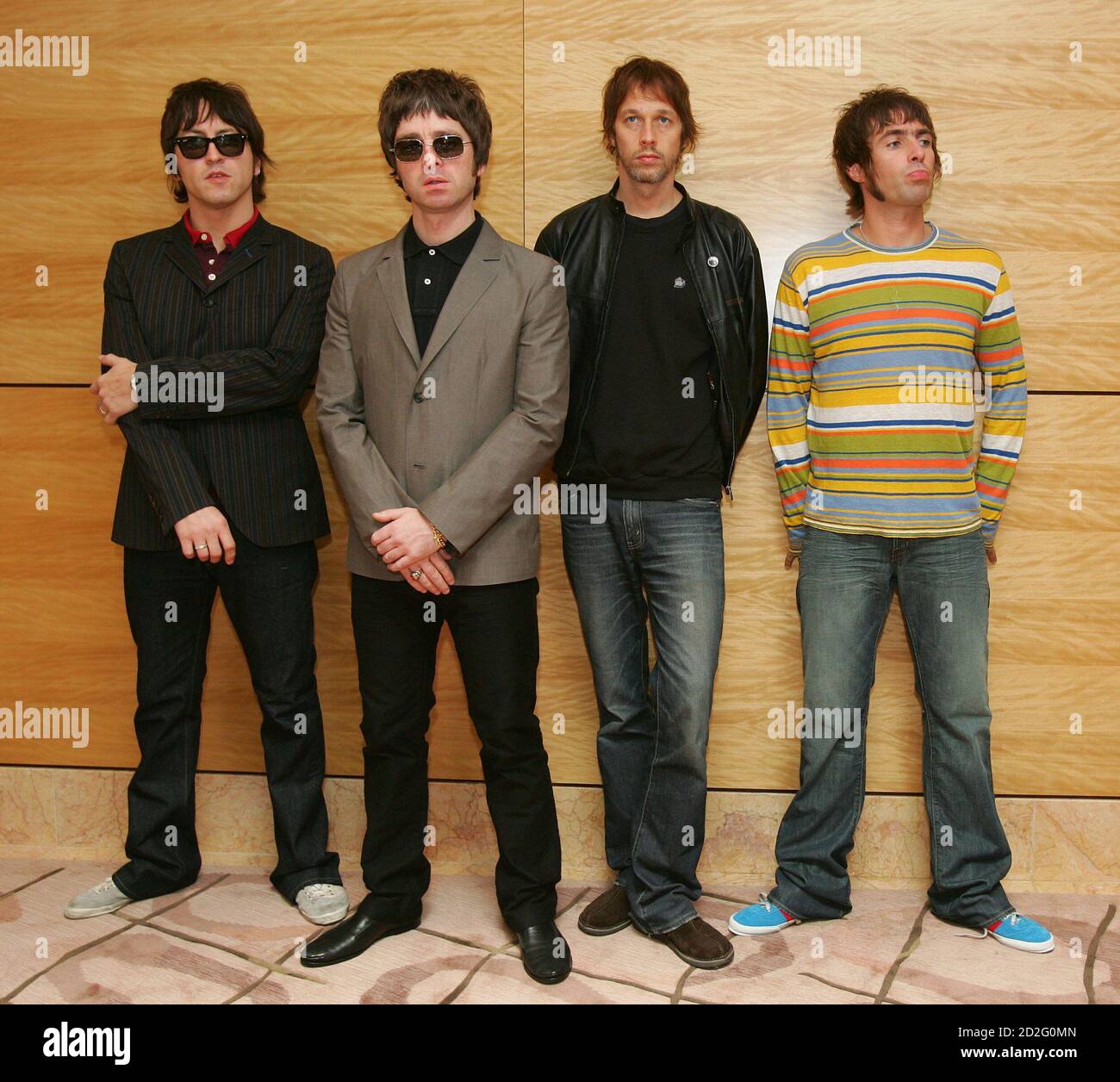 Liam gallagher band members hi-res stock photography and images - Alamy