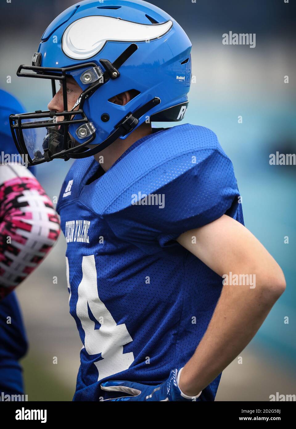 High School football action with Coeur d'Alene vs Post Falls freshmen ...