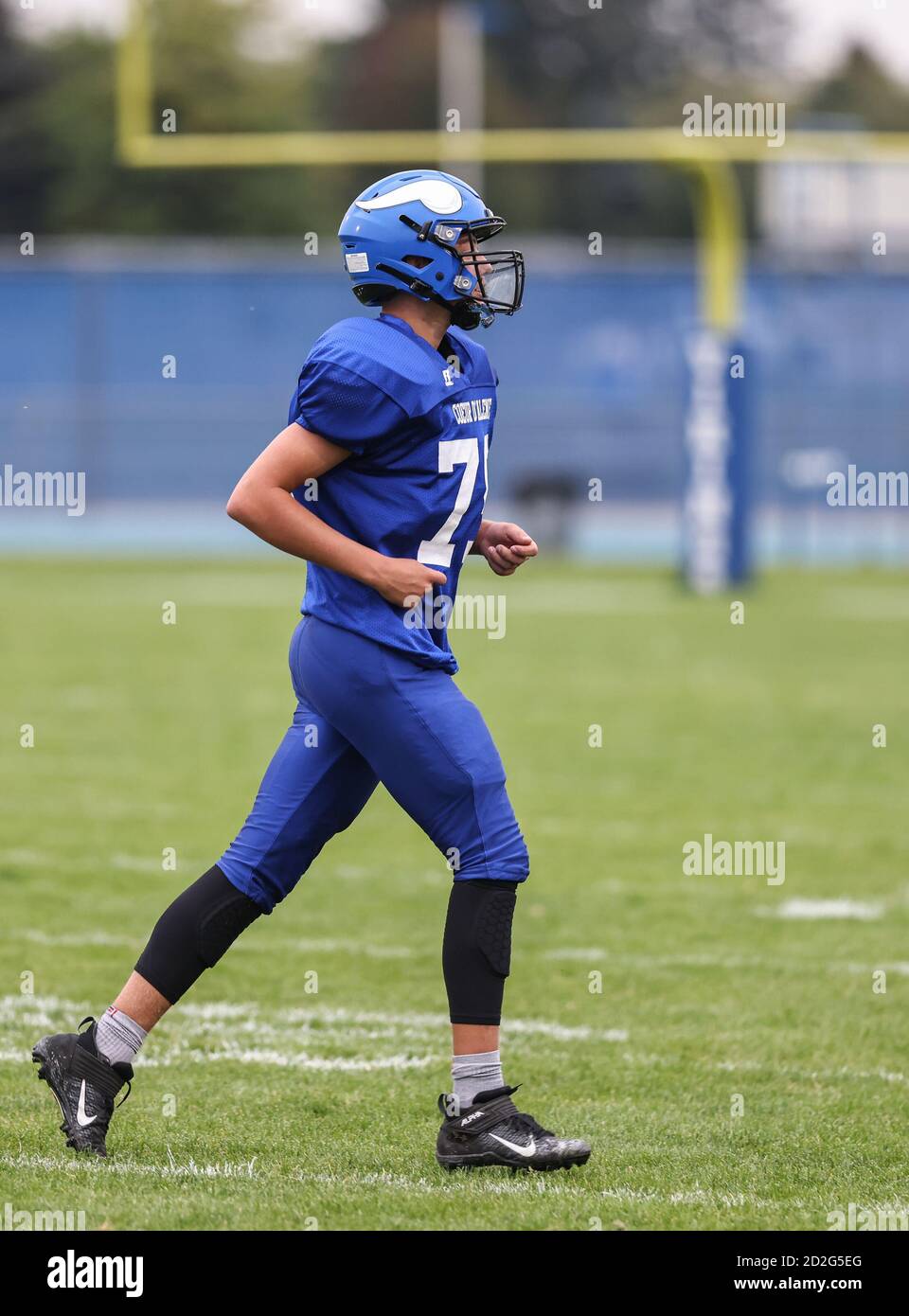 High School football action with Coeur d'Alene vs Post Falls freshmen ...