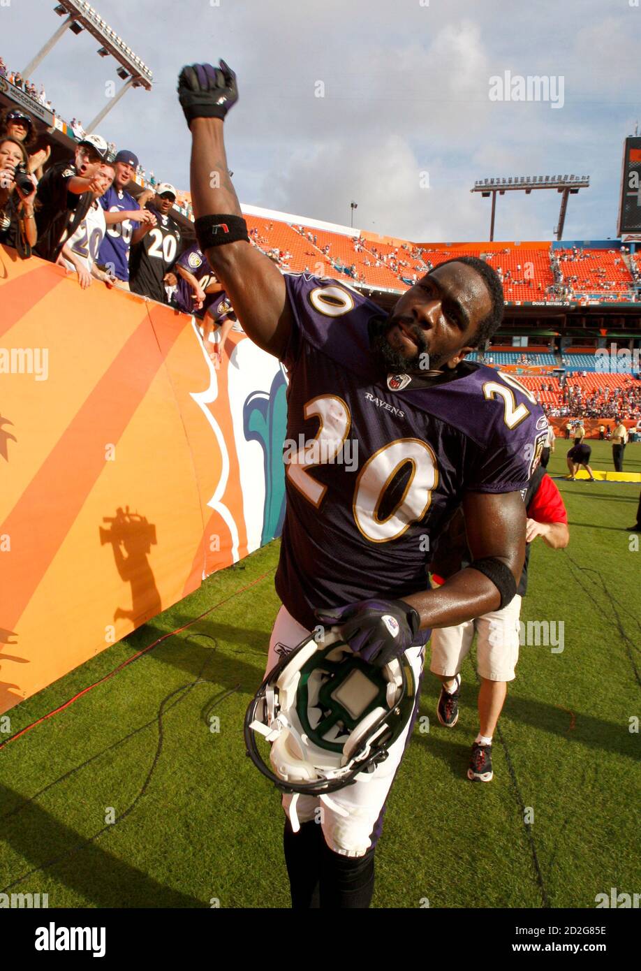Ed reed miami hi-res stock photography and images - Alamy