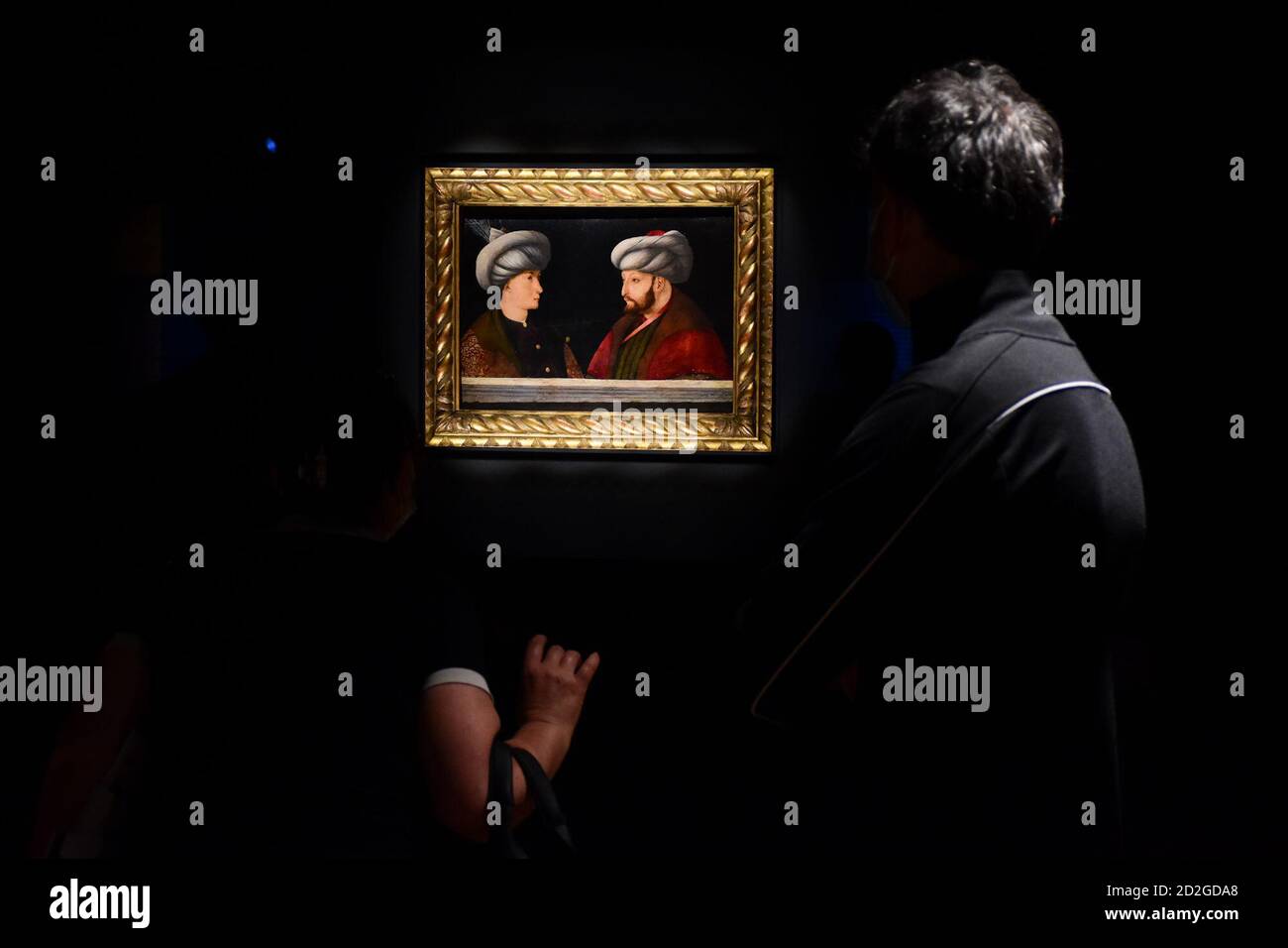 Bellini painting of sultan mehmet ii hi-res stock photography and ...