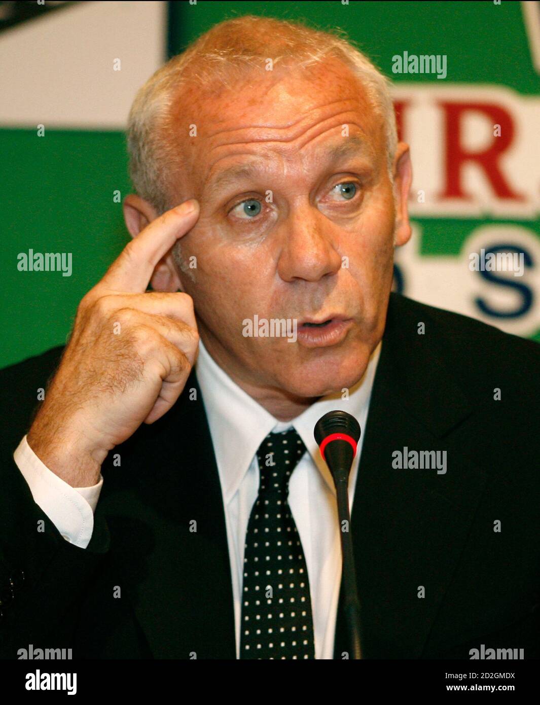 Peter Reid High Resolution Stock Photography and Images - Alamy