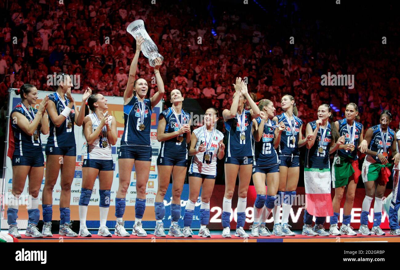 Italian women volleyball hi-res stock photography and images - Alamy