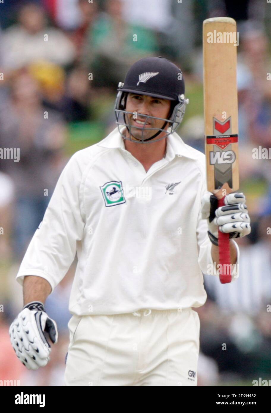Stephen fleming cricket hi-res stock photography and images - Alamy