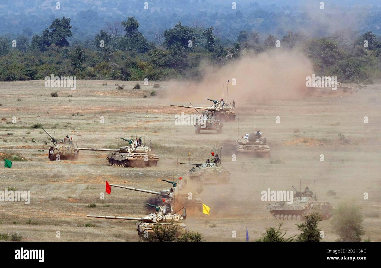Indian army t 90 tanks hi-res stock photography and images - Alamy