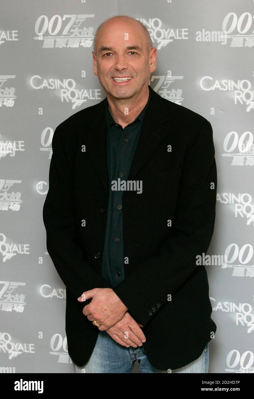 Director martin campbell hi-res stock photography and images - Alamy