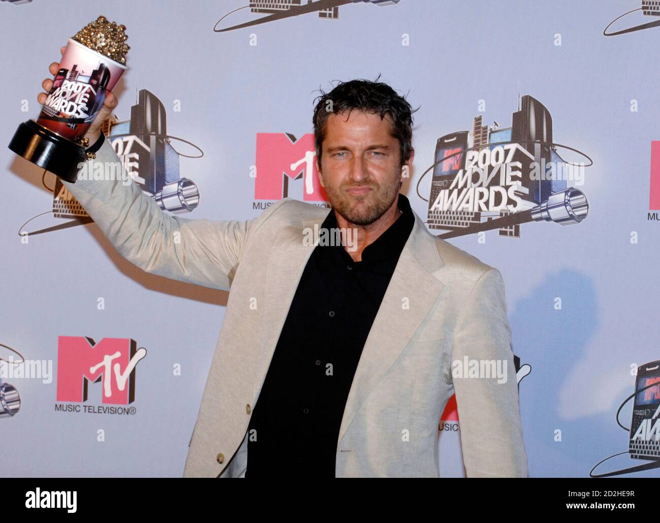 300 Gerard Butler High Resolution Stock Photography and Images - Alamy